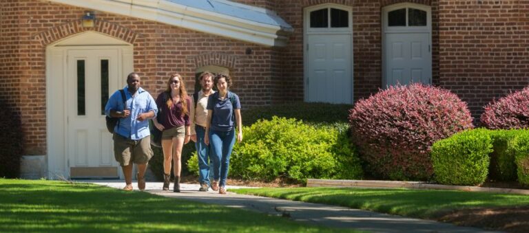 ELS - Escuelas de inglés en campus universitarios de Estados Unidos ...